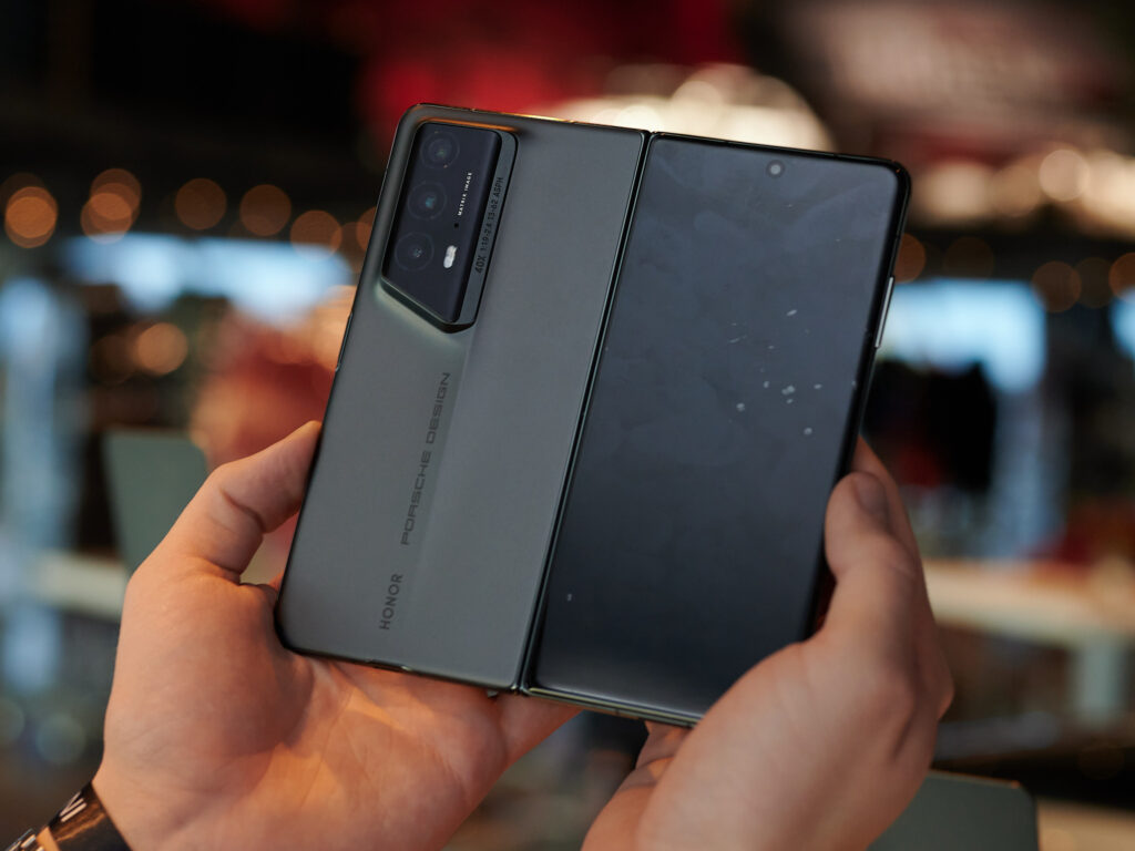 Honor Magic V2 jetzt verfügbar & Porsche Design geplant