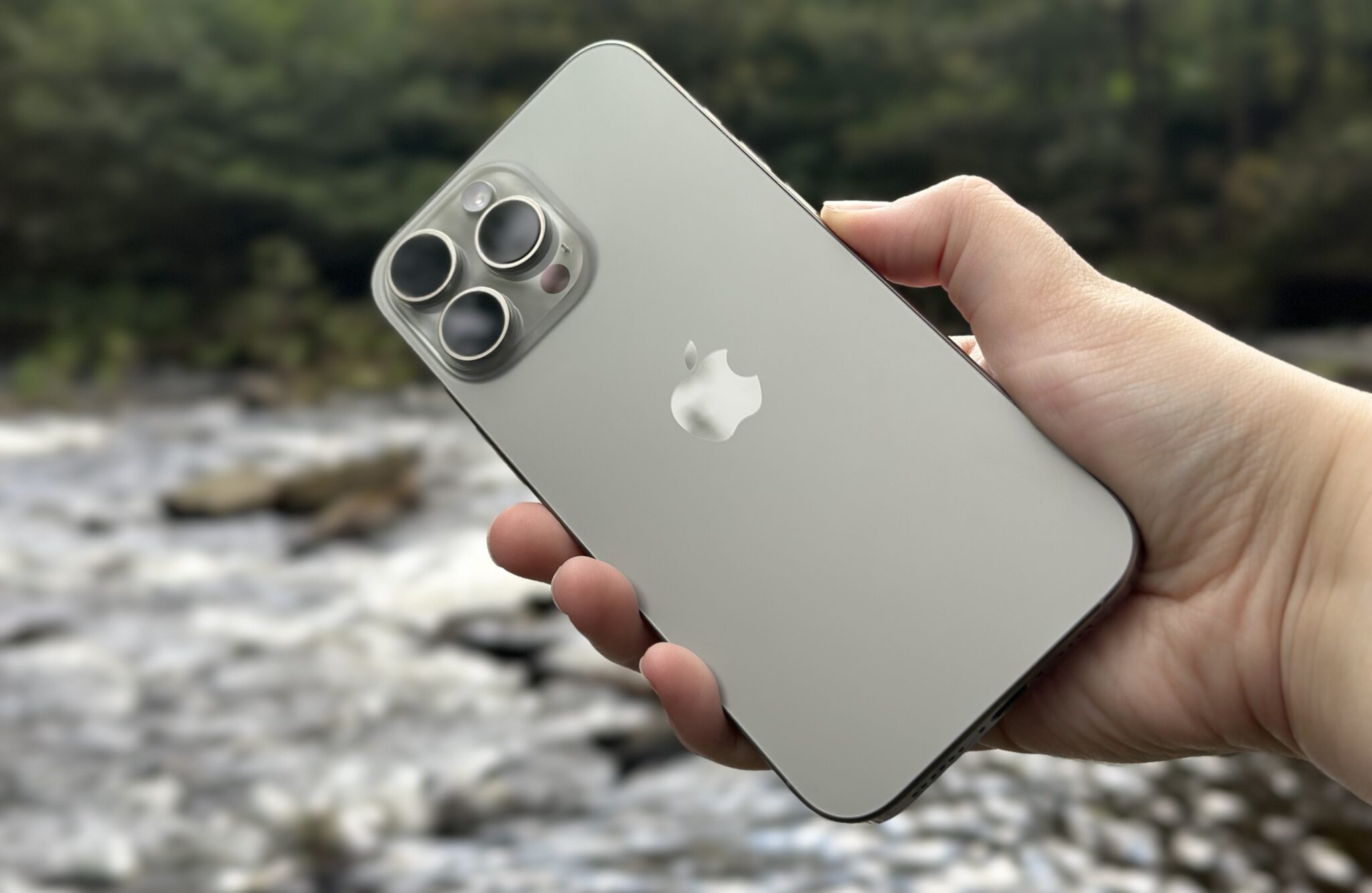 iPhone 16 Pro Max im Check: So krass groß ist das neue Display!