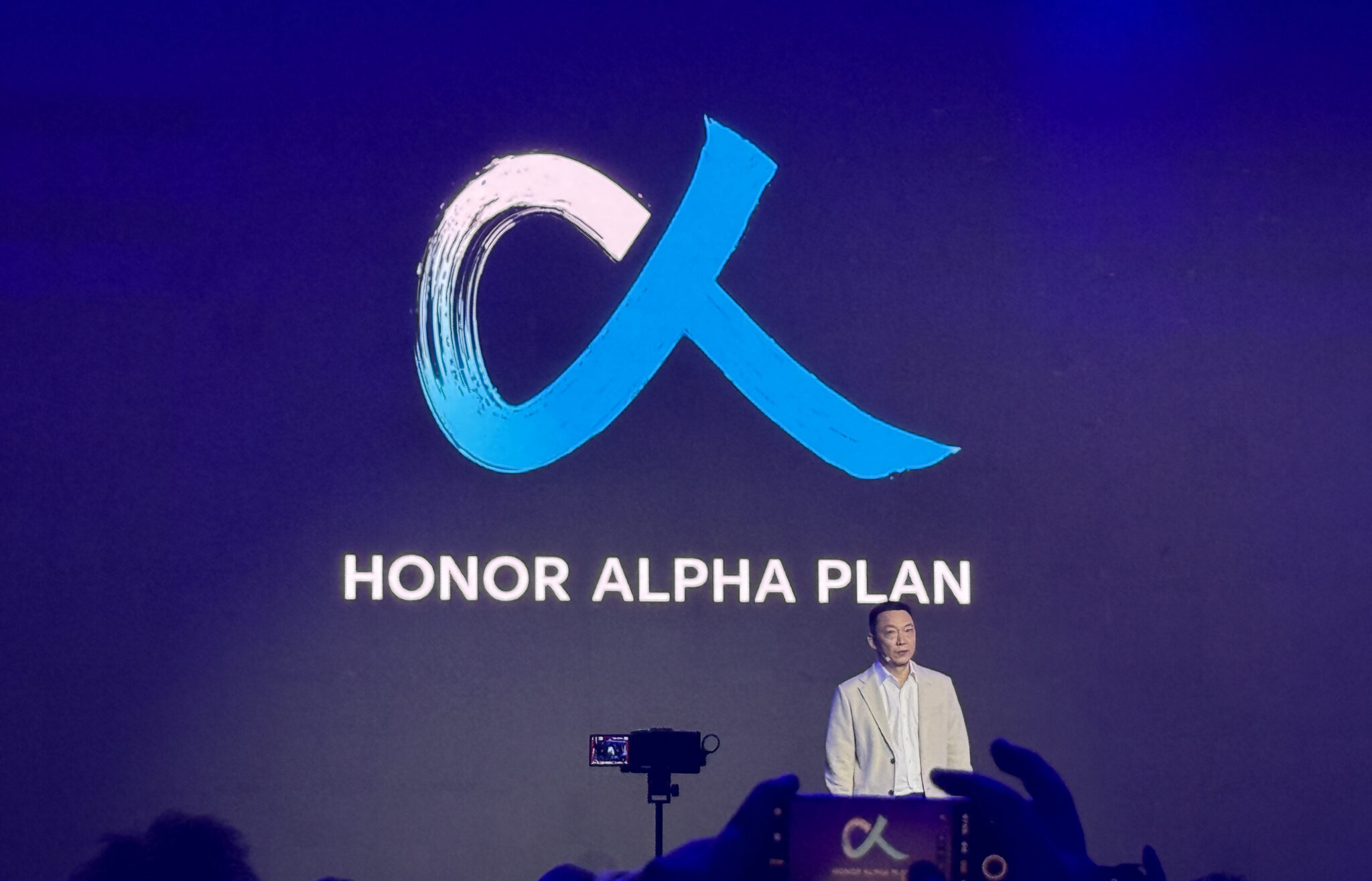 Honor: Smartphone-Hersteller präsentiert eigenen KI-Agenten